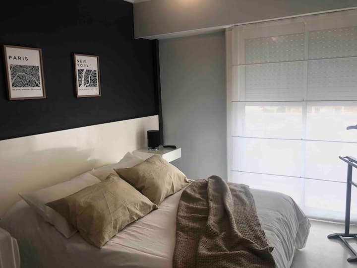 Departamento Moderno Y Luminoso - 1 Dormitorio.- - Rosario