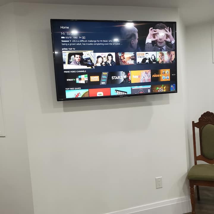 Walkout Guest Suite In Vaughan - Ontario