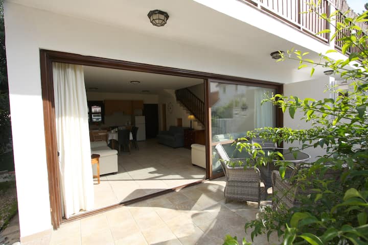 Pissouri Bay Villa  Just A Short Walk To The Beach - Писсури