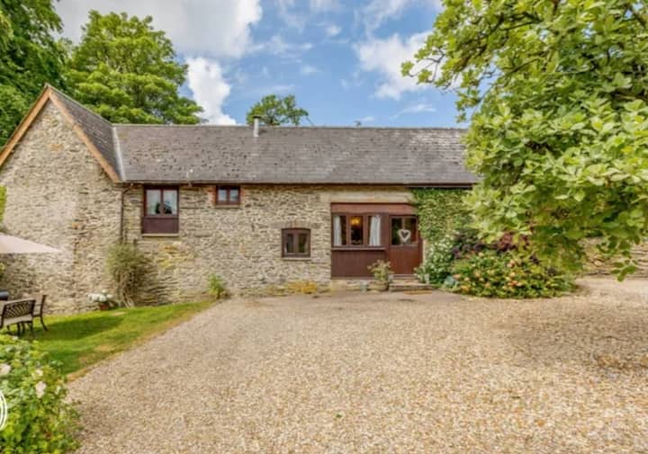 Ash Cottage, 2 Bedroom Barn Conversion - Dulverton