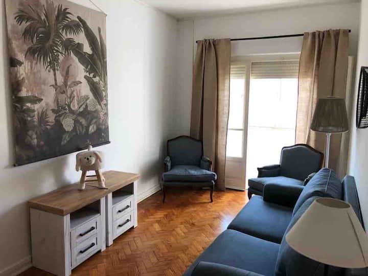 Entire Apartment 2 Bedrooms At City Center - Graça - Lisboa