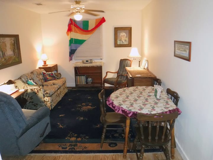 Vintage Mississippi—7 Days 15% Off & 25% Off Month - Ocean Springs, MS