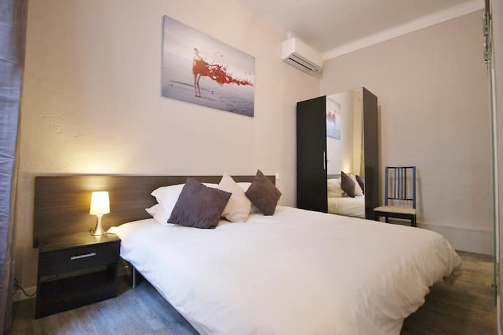 5 Bedroom/5 Bathroom Townhouse With Terrace - Cannes