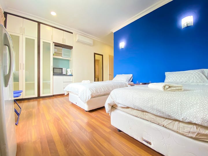 Roomah : For 2 Mates - Kuala Lumpur