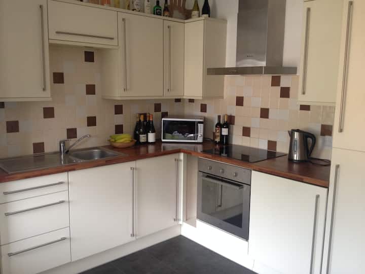 Modern Contemporary Apartment Close To City Centre - Cambrige (UK)