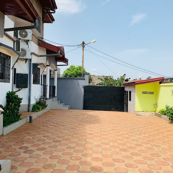 Résidence Jean-walter Yaoundé Stylé, Confortable - Yaounde