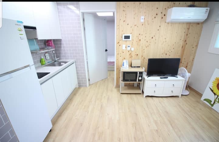 <더폼하우스>#8  광안리 신축건물 \단독^O^독채/ 구조=거실+침실 - Busan