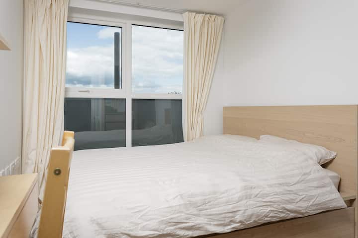 Quiet Double Room Near Gunwharf Quays - Portsmouth