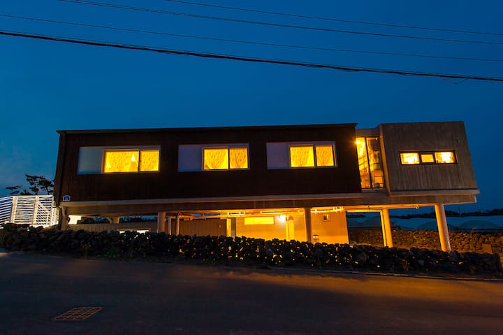 Sopoong Friend Room (2 People Stay) - Jeju-do