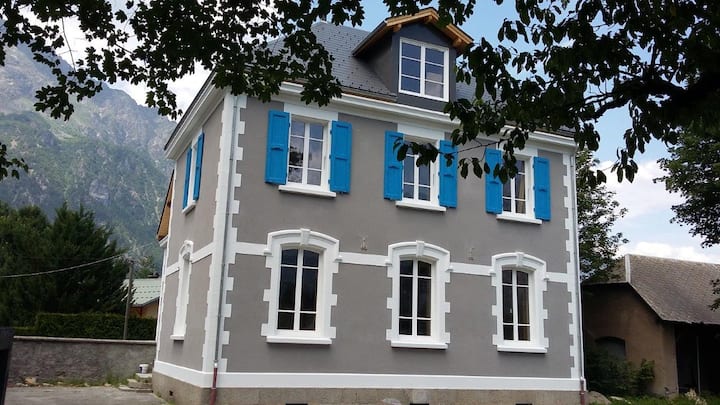 9 Habitaciones Amplias Y Luminosas Renovadas Del Siglo 19 Casa De La Escuela - Oz