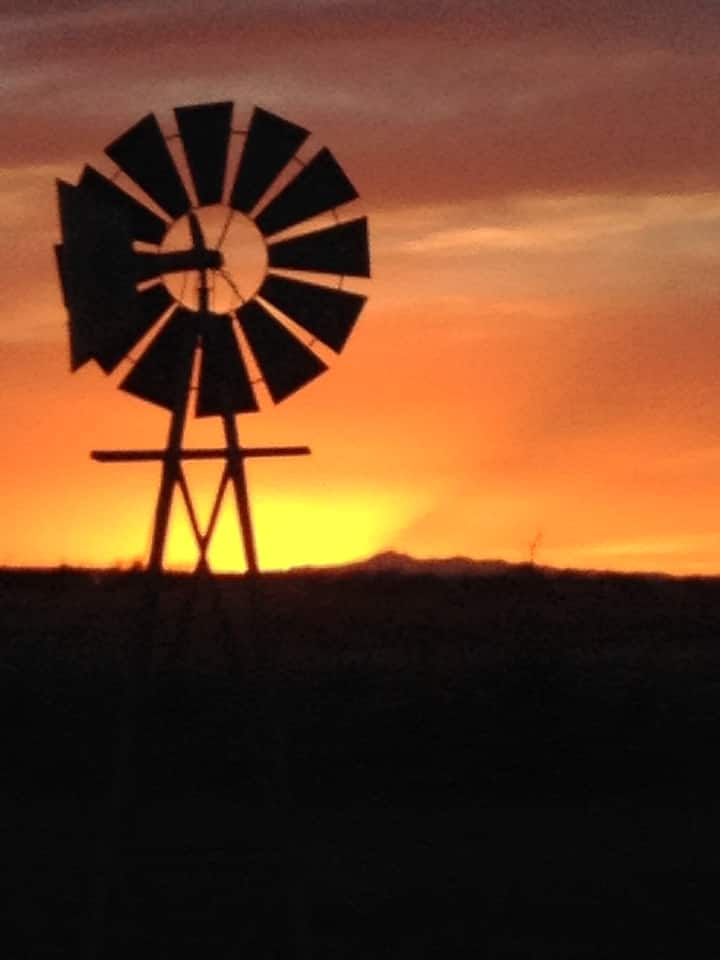Roswell Roost With Incredible Sunsets - Roswell, NM