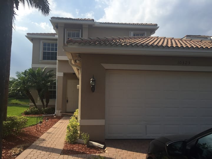 Detached-family House & Resort. Lake Views. - Fort Myers, FL