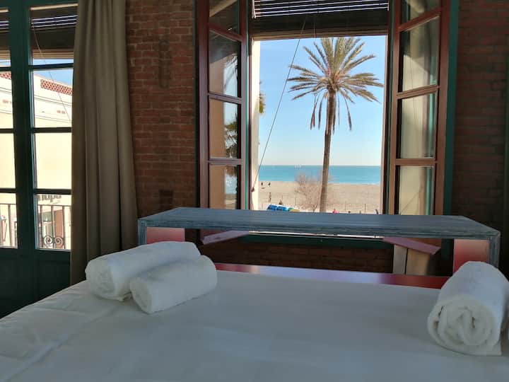 Apartamento Soleado Con Vistas Al Mar En Barcelona - Barcelona