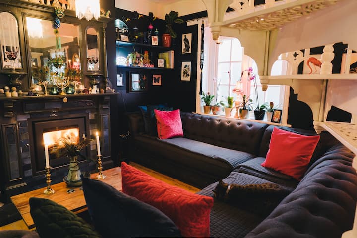 Old Cottage Retreat Queen Ensuite *Massage & Sauna - Brighton