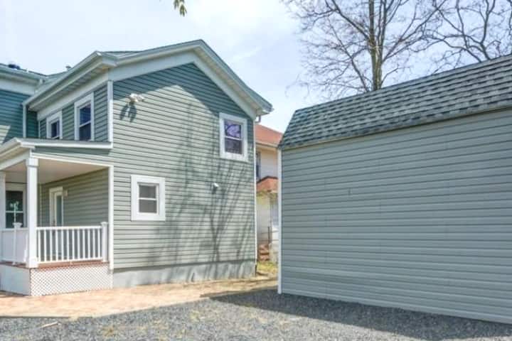 House 12 Min Walk To The Beach - Long Branch, NJ