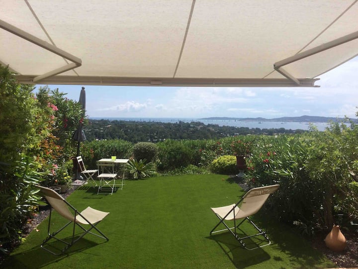 Rez De Jardin Superbe Vue Mer  Golf De St Tropez . - Grimaud
