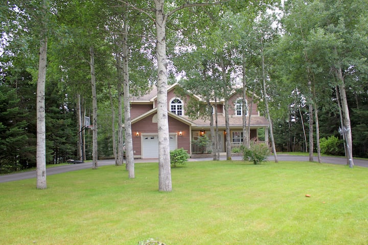 Springdale Vacation Rentals & Homes - Newfoundland and Labrador, Canada ...