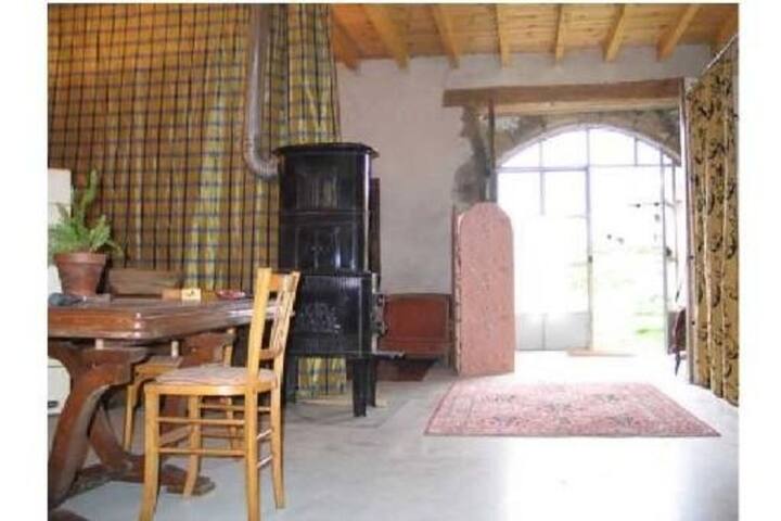 Oude Schuur Loft In Het Landschap - La Chaise-Dieu