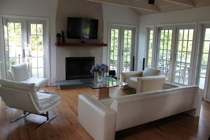 Montauk - Hither Hills! Tasteful Beach Retreat - Montauk, NY