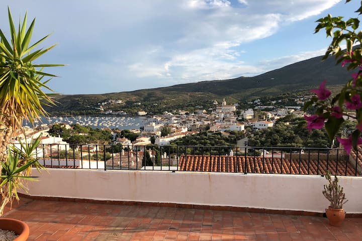 Atico Rooftop Terrace Overlooking Cadaques - Cadaqués