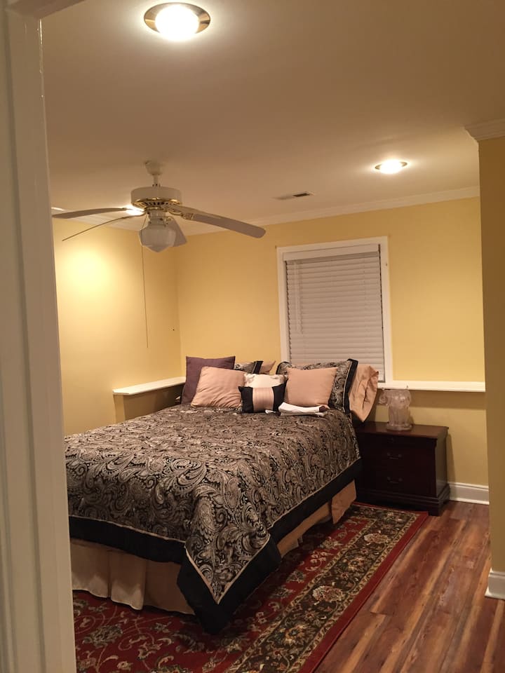 Lina And Sonnie's Place - Douglasville, GA