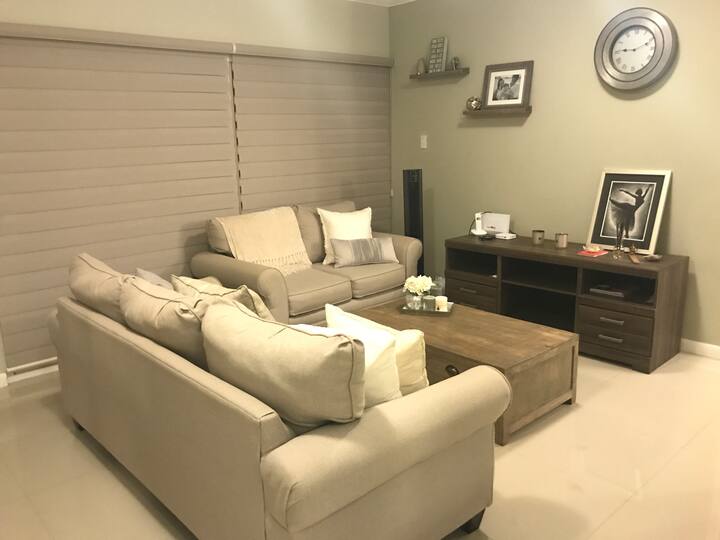 Modern Safe, Shared Bedroom In An Apartment - Port of Spain