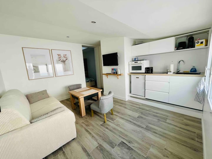 Maisonnette, Entrée Indépendante & Vélos - La Rochelle