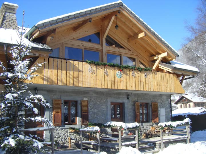 Chalet De 6 à 16 Personnes - Les Gets