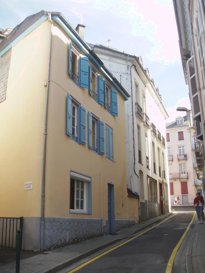 Maison Individuelle Au Centre Du Village 6/8 Pers. - Cauterets