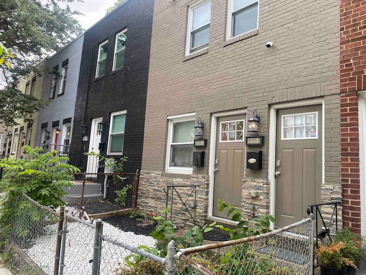 Newly Renovated 2br 2bd Unit - State of Washington