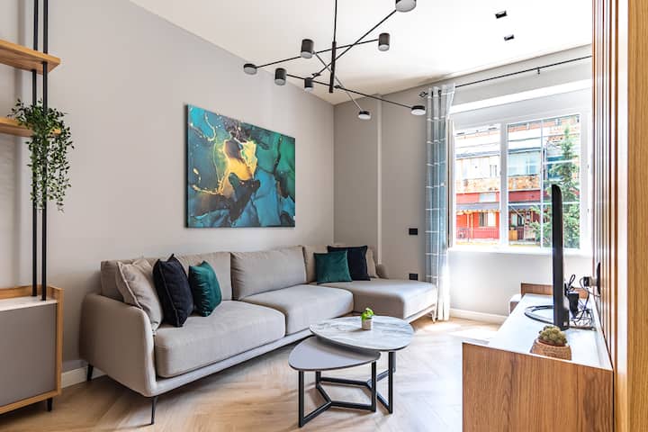 Blloku Luxury A⚡️ Enjoy Albania Apartments - Tirana