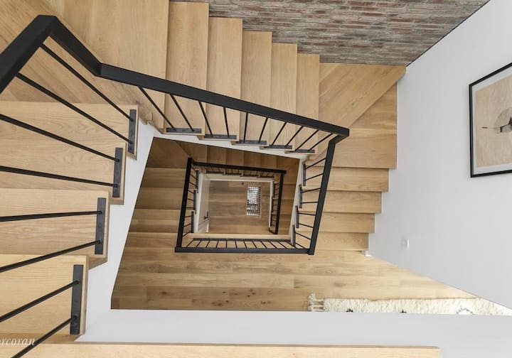 The Hive // Brand New 3-story Luxury Townhome - New York City
