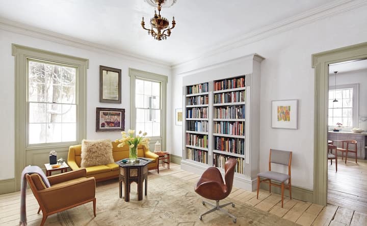Glamorous Five-bedroom Historic Home - Rhinebeck, NY