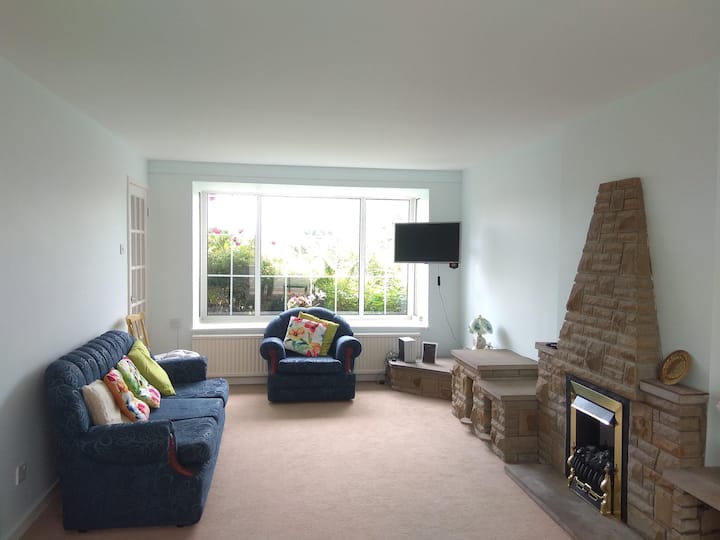 5br North Central Let/airport/stadium/otley Run - Bradford, United Kingdom