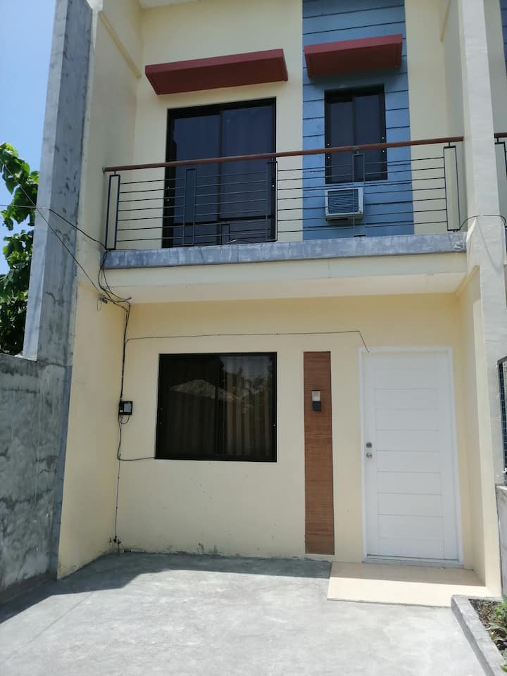 3919b Oneguestplace Comfortable Nature Apartment - Silay