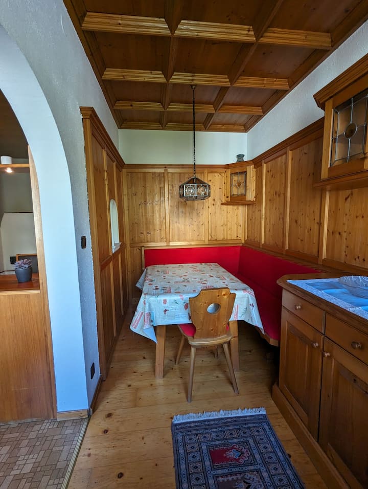 Cosy Room In Tyrolean Flat - Innsbruck