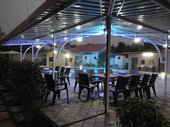 Luxury Ac Farm Stay With Swimming Pool - Karjat