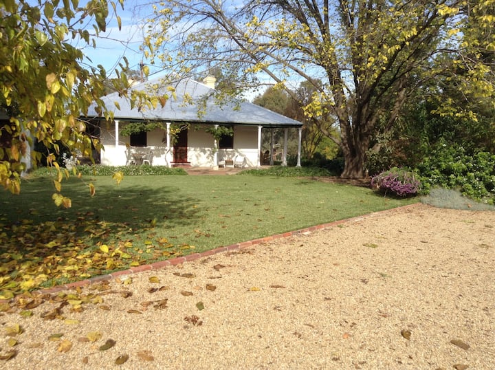 Little River Cottage - Wagga Wagga