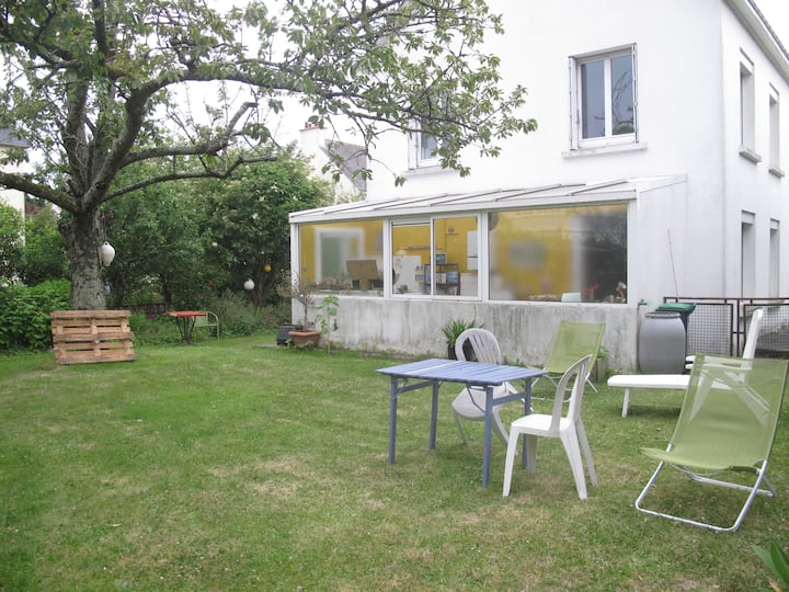 Maison De Ville Avec Jardin - Caudan