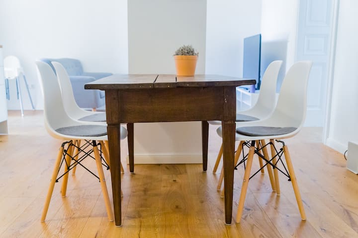 Cozy Modern Flat In Trendy "Veedel" Koeln Suelz - Cologne