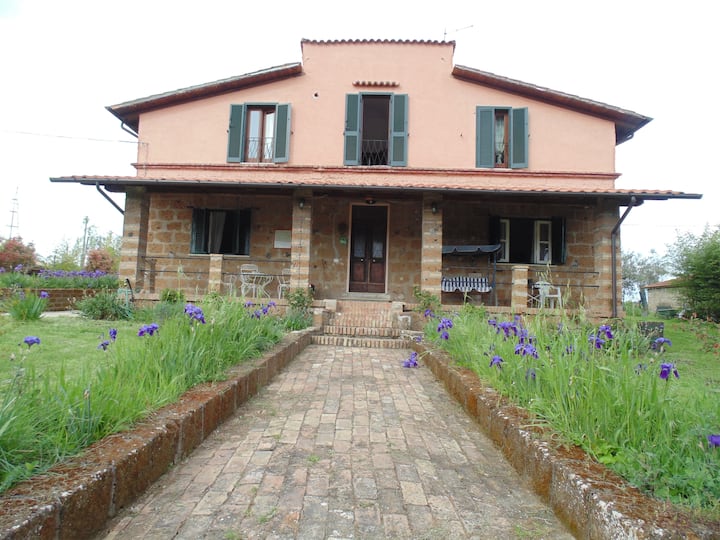 Casale Nel Verde  (Affittiamo Tutto Il  2 Piano ) - Provincia di Viterbo