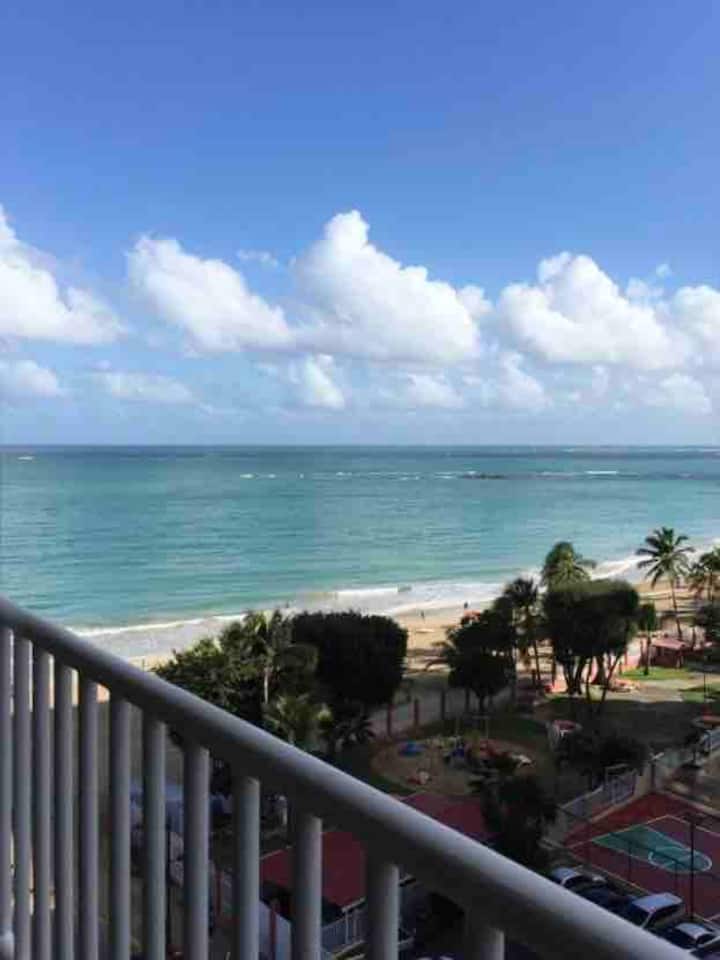 Beautiful Beach Apartment With Ocean Views - San Juan