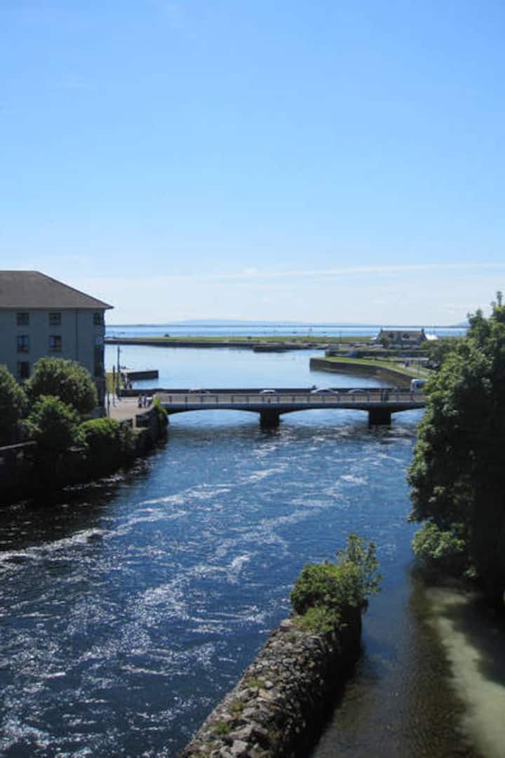 Erin Suite, At The Granary Suites - Galway