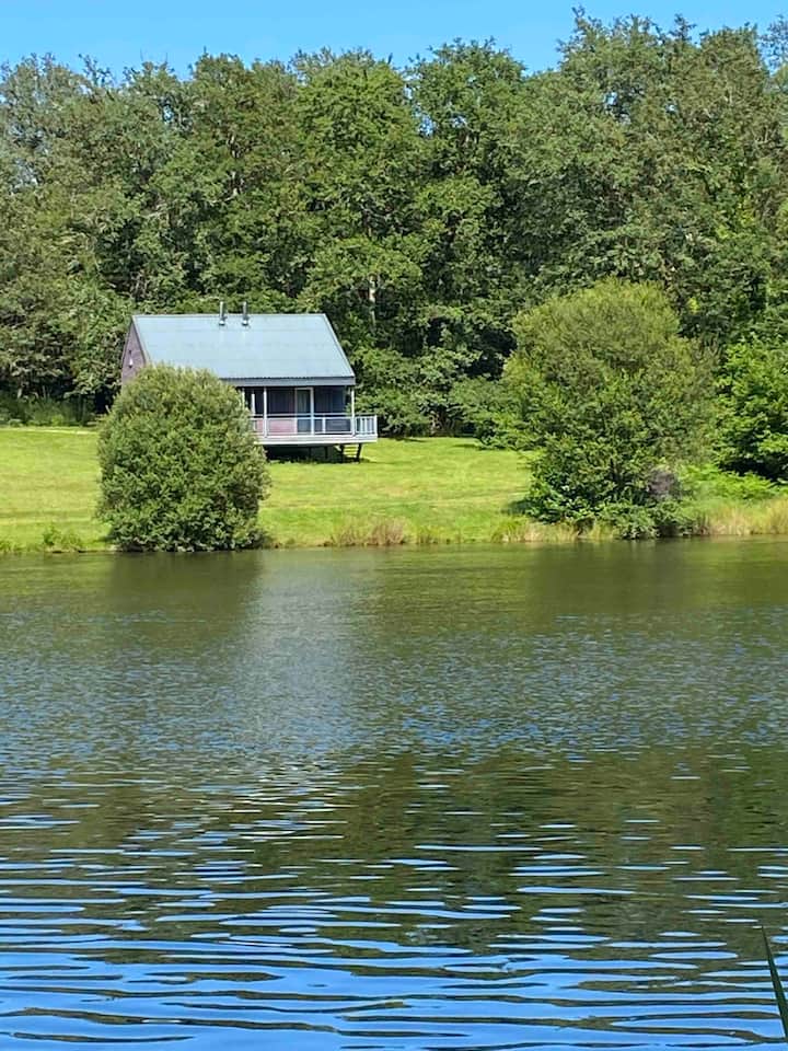 Chalet Avec Vue Sur Le Lac - Périgord