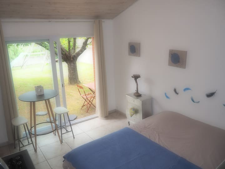 Studio Indépendant Dans Jardin Arboré - Portet-sur-Garonne
