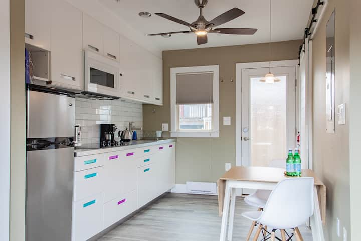 Eastern Market Carriage House Efficiency // Privacy - Smithsonian Castle, Washington