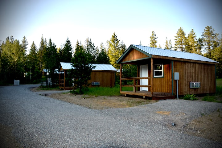 St. Mary Lake Cabin - Hosted By Dew Drop Inn - Montana