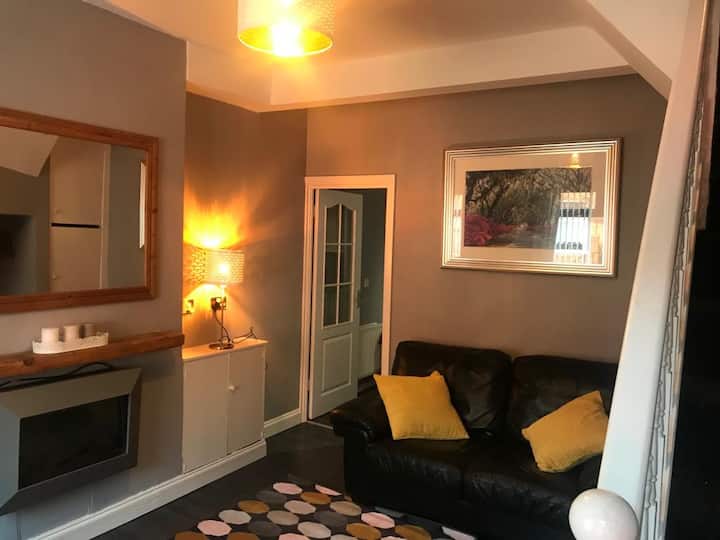 24 Rockmore Road
Cosy Home Belfast (Sleeps 6) - Belfast