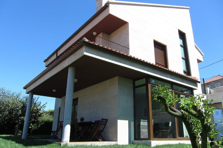 Casa De Piedra En Sanxenxo Cerca De La Playa - Sanxenxo