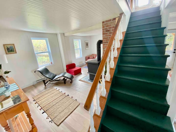Cozy Farm Cottage - Sainte-Agathe-des-Monts